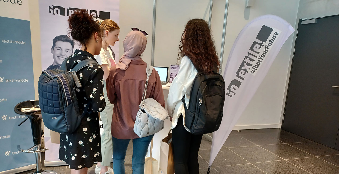 Go Textile auf Berufsmesse „MG zieht an“-Go Textile! - Ausbildung